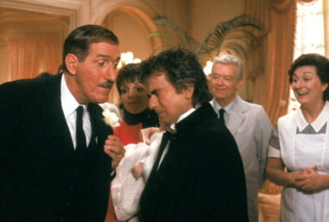 WarnerBros.com | Arthur 2: On the Rocks | Movies