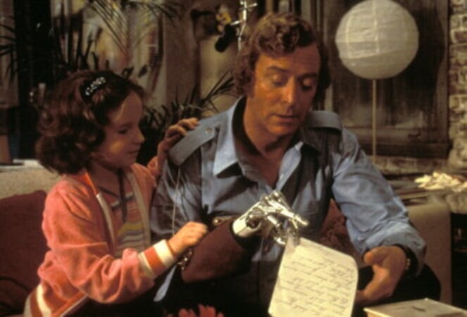 WarnerBros.com | The Hand | Movies