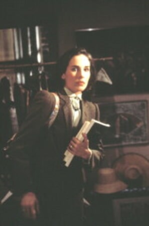 WarnerBros.com | The Hand | Movies
