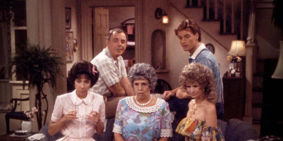Living Room Tv Show Mamas Family I Love A Mama's Boy' Season 3